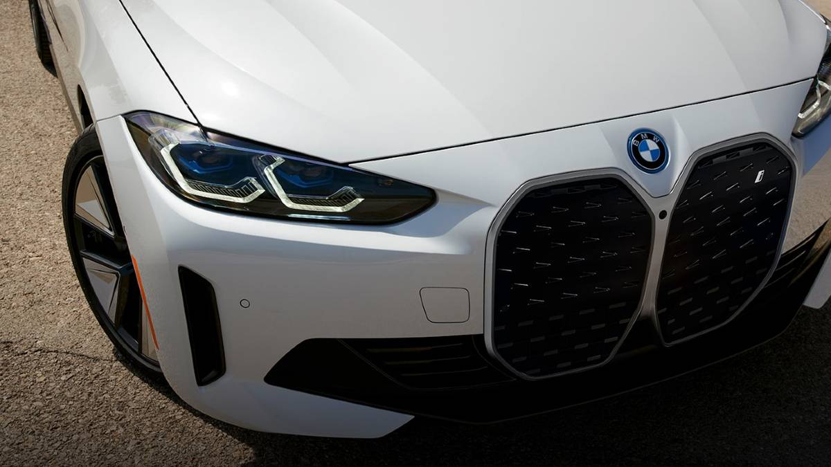 Does Bmw I4 Qualify For Tax Credit