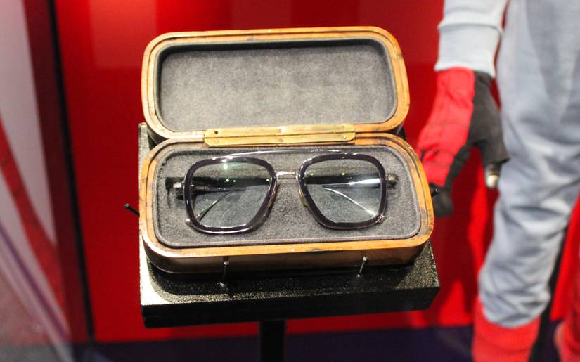 Spider-Man Homecoming’s Original Suit & EDITH Glasses On Display At New ...