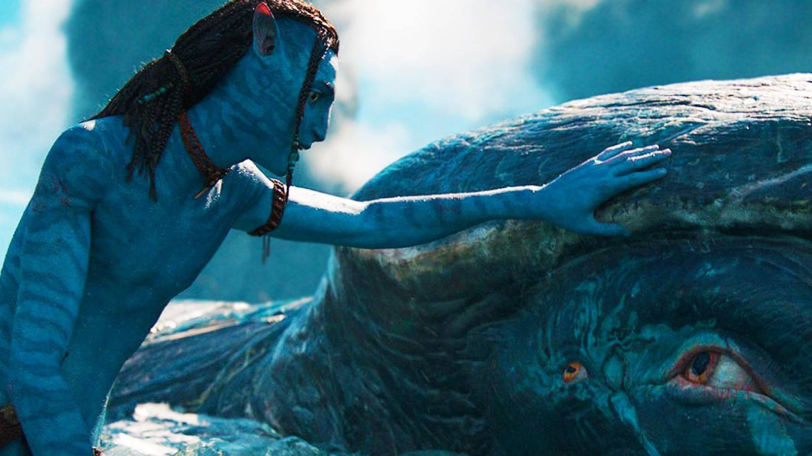 Avatar: Way of Water Image Reveals New Underwater Whale Creature