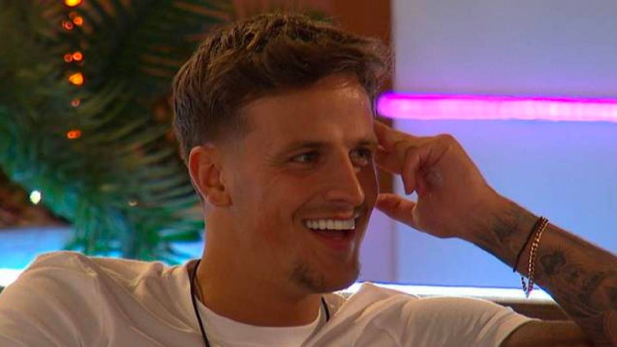 Love Island UK's Luca Bish's Age, Job & Instagram