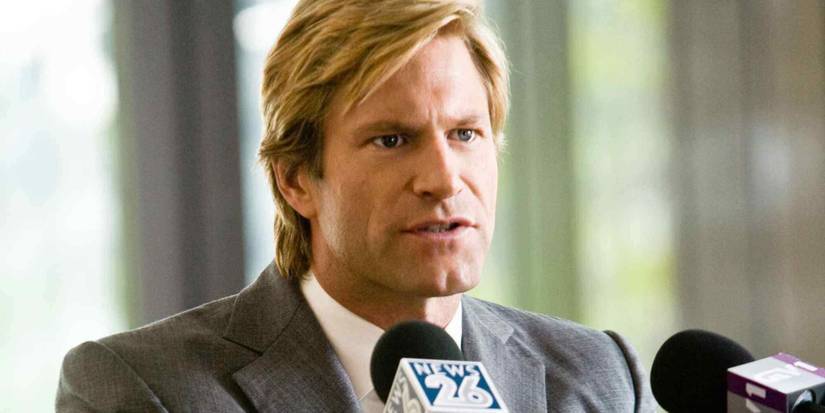 Dark Knight Theory Gives Another Meaning To Two-Face's Nickname