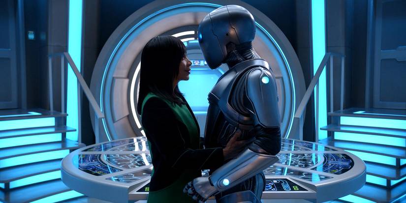 The Orville's Isaac Actor Recalls Funny Fan Interaction At SDCC