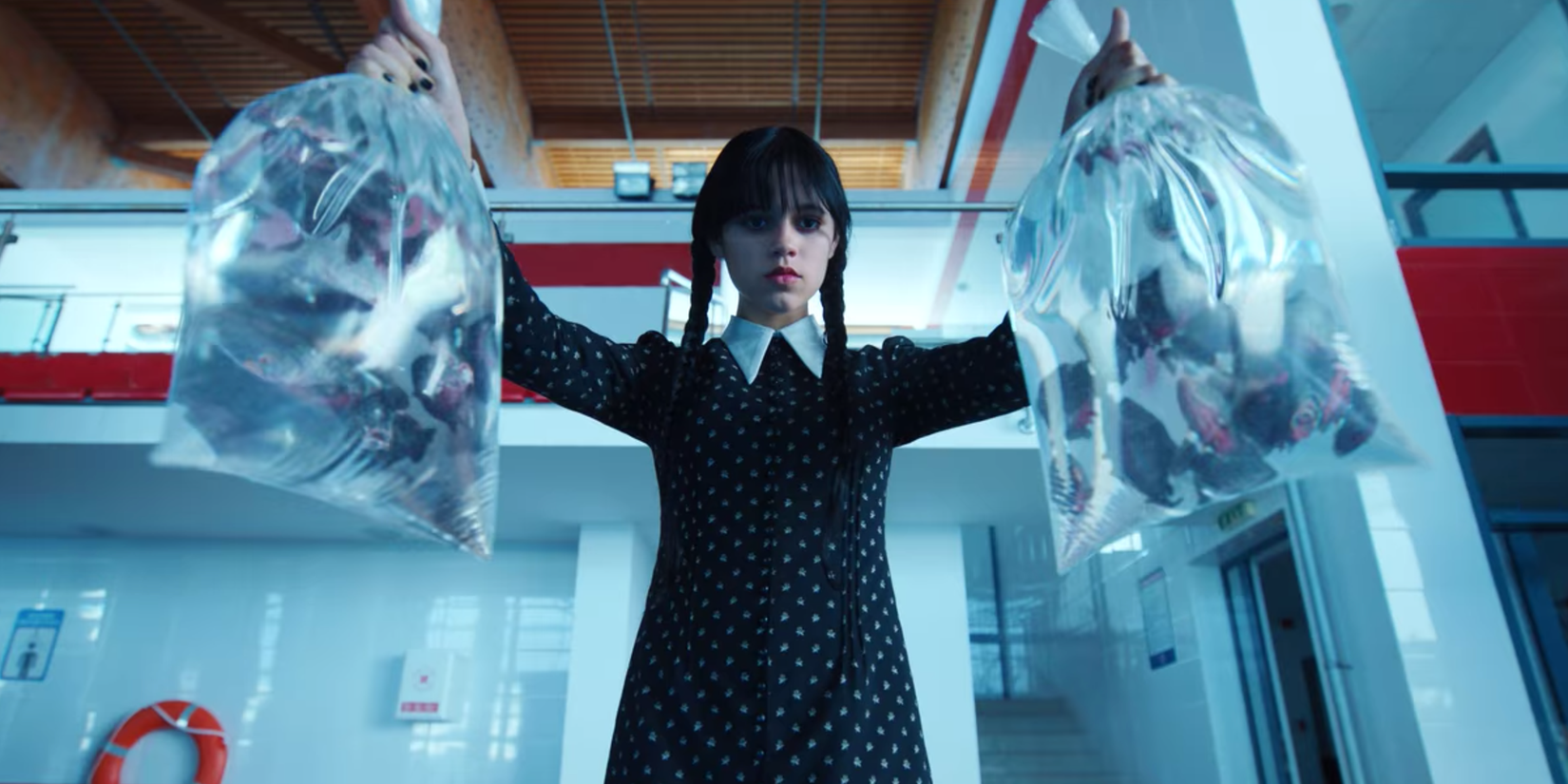 Jenna Ortega’s Hilariously Dark Piranha Scene In Wednesday’s First ...