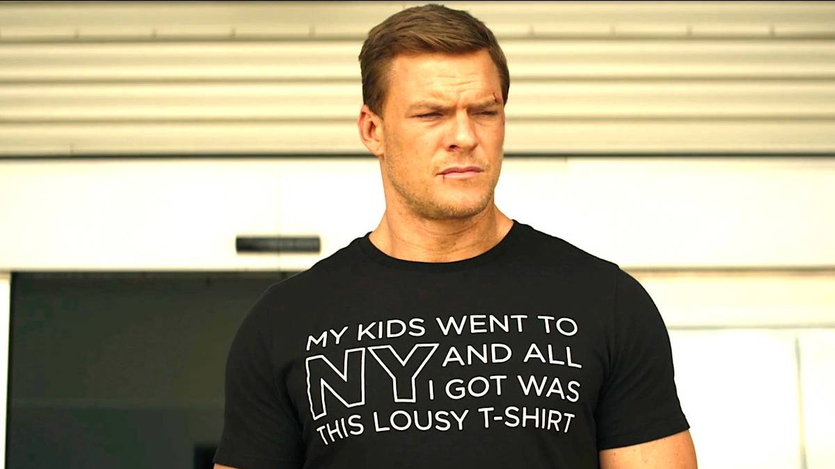 Alan Ritchson Celebrates Reacher Season 2 Filming In Funny BTS Video