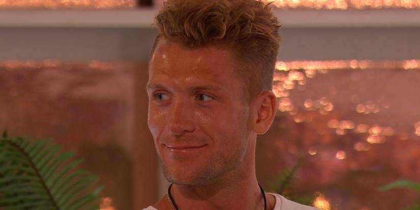 Love Island UK: 10 Funniest Islanders From Season 8, Ranked