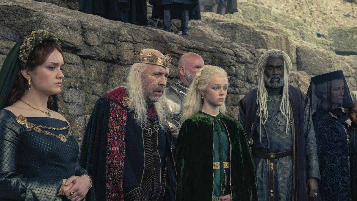 House of the Dragon Episode 7 Images Assemble Characters For A Funeral