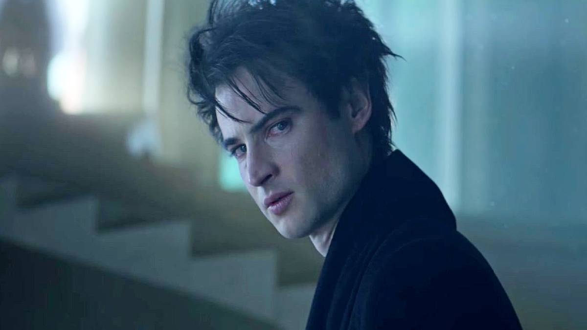 The Sandman Honest Trailer Mocks Emo-Loving Netflix Show