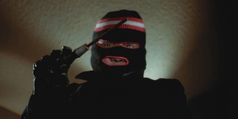 All 14 Tobe Hooper Horror Movies, Ranked Worst To Best