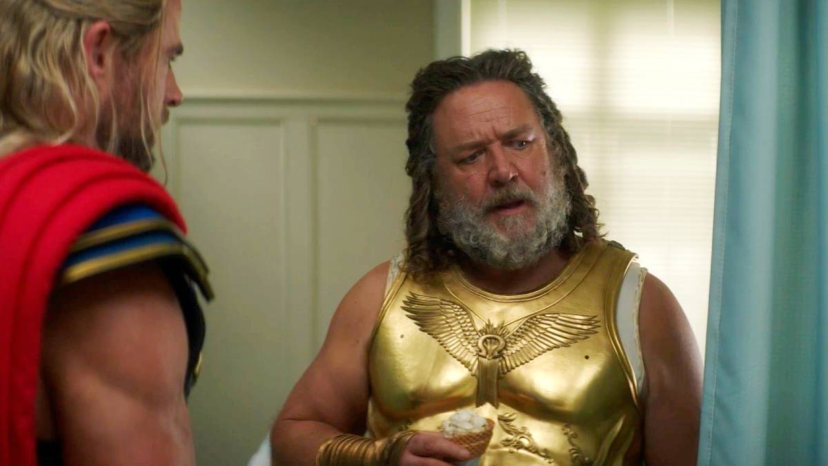 Thor: Love & Thunder Deleted Scene Shows Zeus' Awkward Hospital Visit