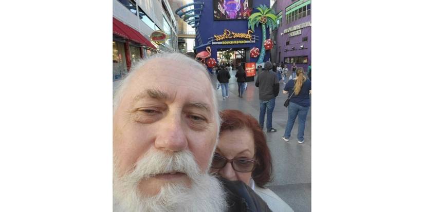 90 Day Fiancé Fans Praise Debbie's Relationship After Couple's Selfie