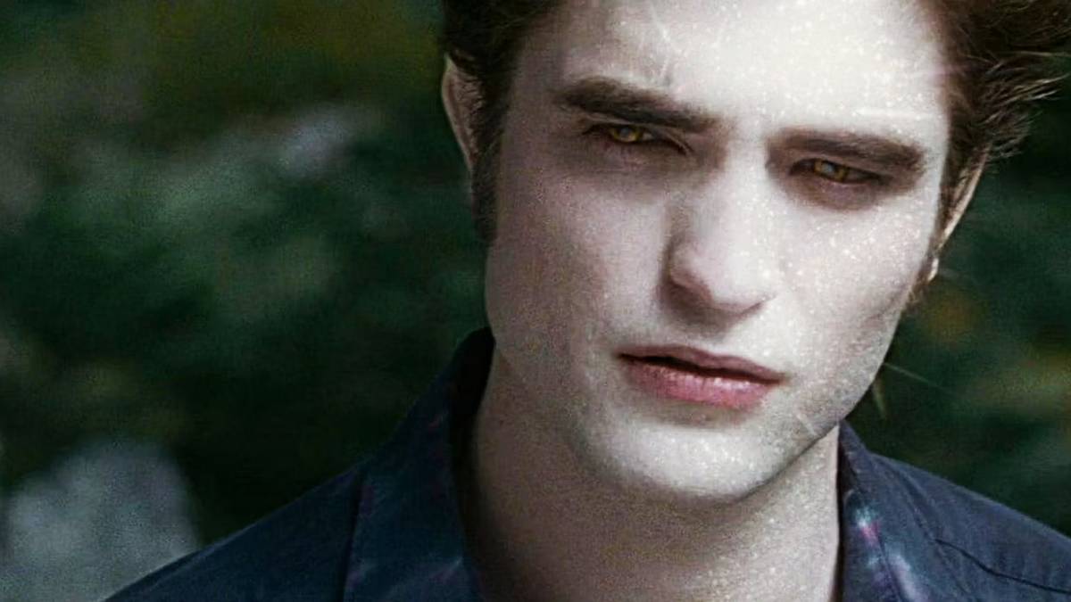 "That's Screwing Us Even More": Twilight Star Recalls Robert Pattinson ...