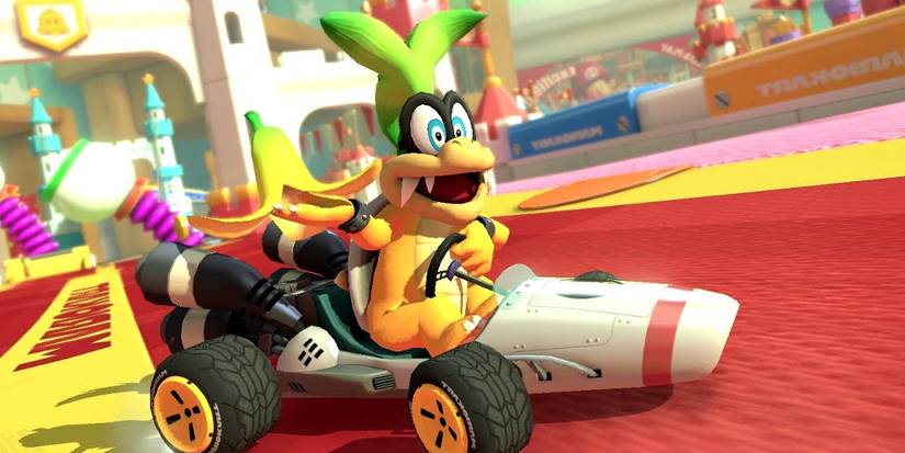 Mario Kart's Most Powerful Item Isn't The Blue Shell
