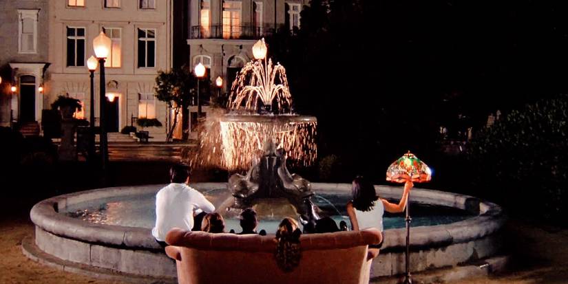 Why Friends' Cast Disliked The Show's Opening Sequence & Theme Song