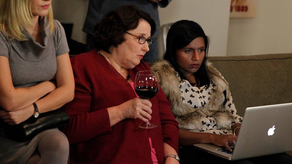 Why The Office Viewing Party Episode Didn't Show Much Glee Footage