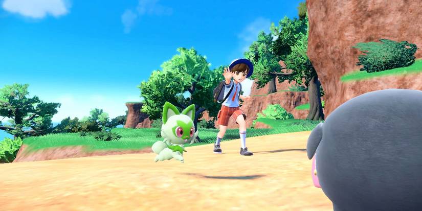 Pokémon Scarlet & Violet: Every Gen 9 Pokémon That Evolves From Walking