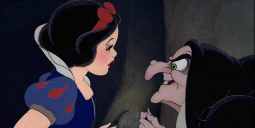 Live-Action Snow White Remake's Evil Queen Voice Change Teased By Gal Gadot