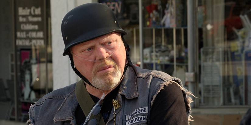 Every Member Of SAMCRO's First 9 In Sons Of Anarchy Explained