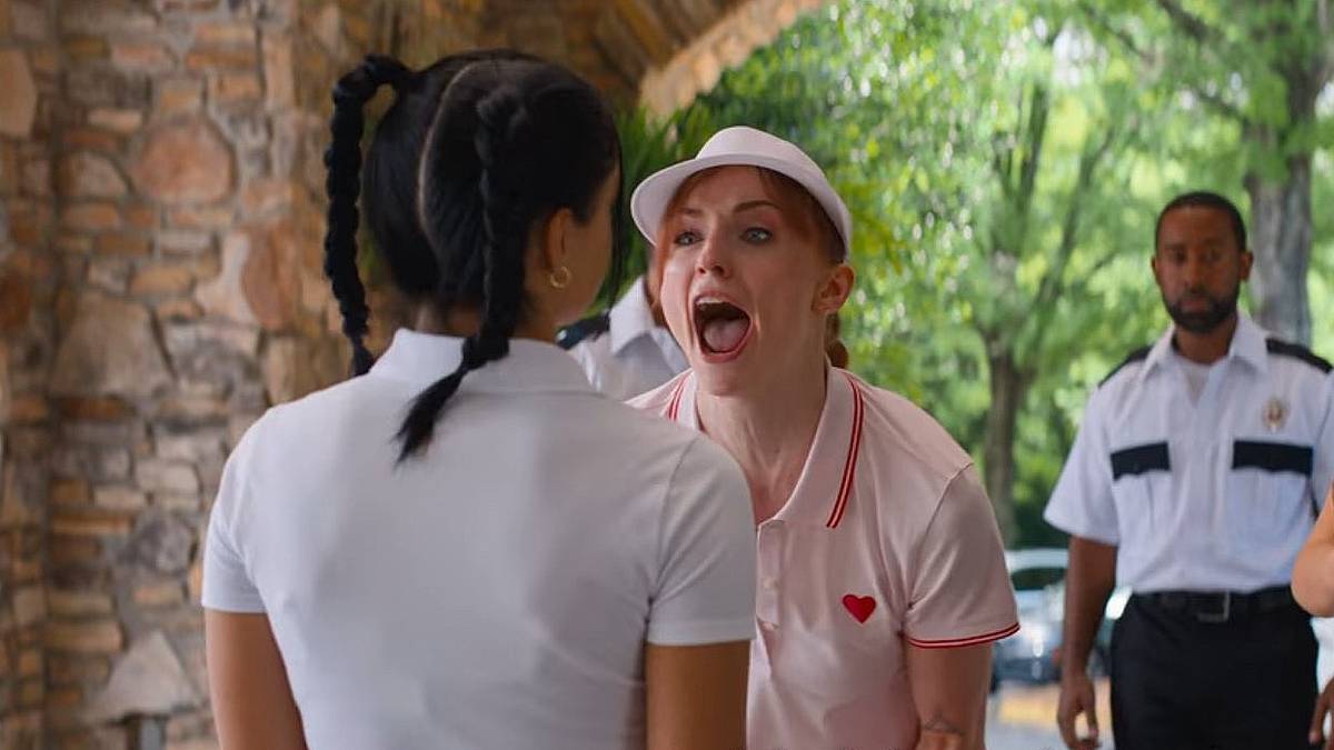 Sophie Turner Breaks Down Her Viral Do Revenge Cocaine Scene