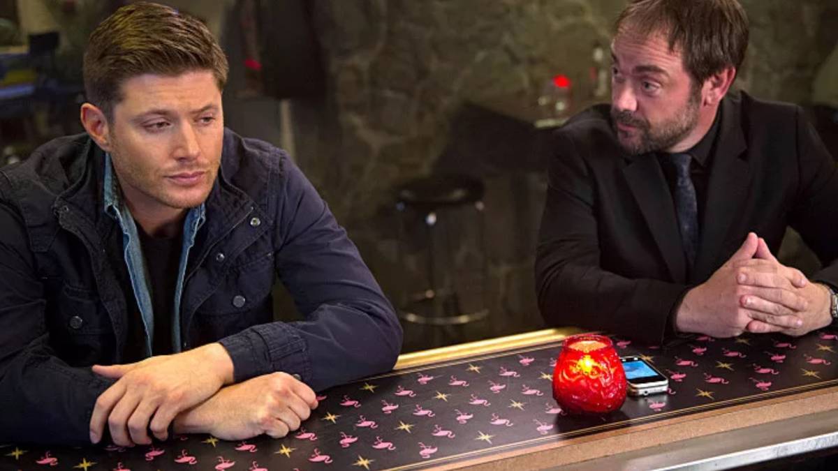 How Crowley Died & Became A Demon Before Supernatural (& When)