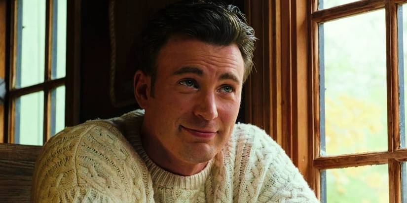 Daniel Craig Perplexed by the Love for Chris Evans' Knives Out Sweater