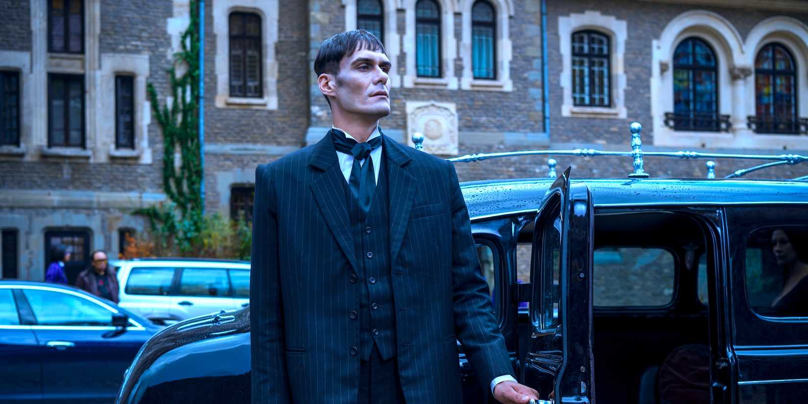 The Addams Family: Every Single Main Character, Ranked