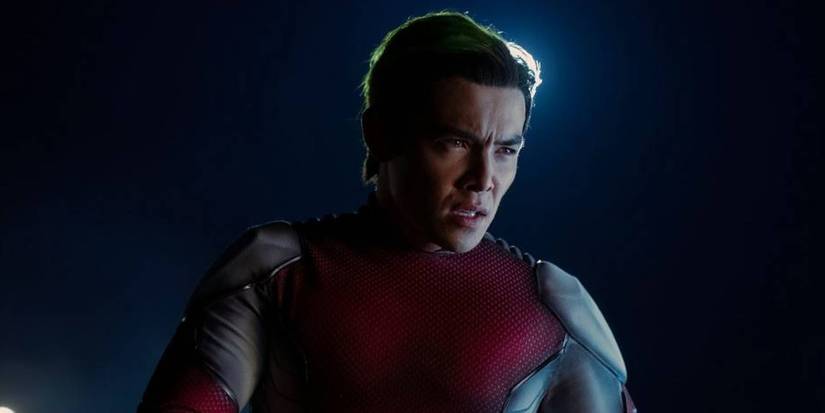 Titans Star Becomes Live-Action Invincible In Very Convincing Fan Art