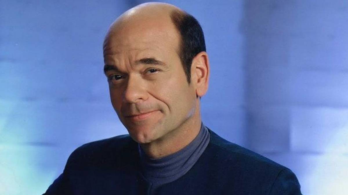 Star Trek Gave Voyager's EMH Doctor the Perfect Ending
