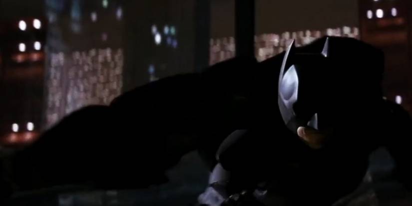 The Dark Knight Trilogy: 10 Scenes In Which Batman Should Have Died