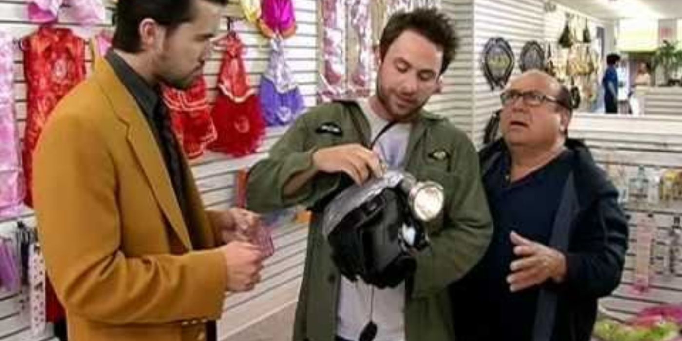 It's Always Sunny In Philadelphia: 10 Funniest Things That Happened To Charlie