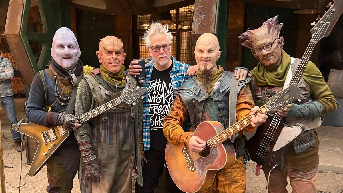 GOTG Holiday Special BTS Image Reveals Alien Band & Original Song