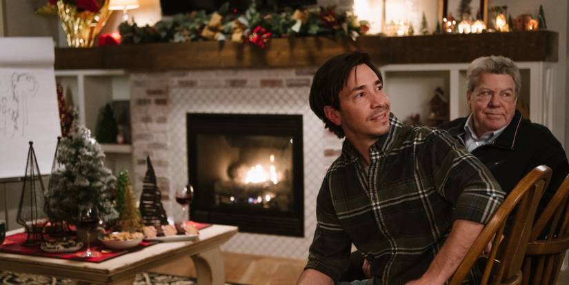 Christmas With The Campbells Review: A Holiday Romcom More Sticky Than ...