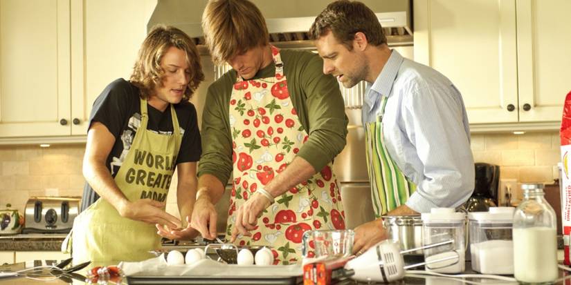 Lifetime Vs Hallmark: 9 Reasons Why Lifetime Christmas Movies Are The ...