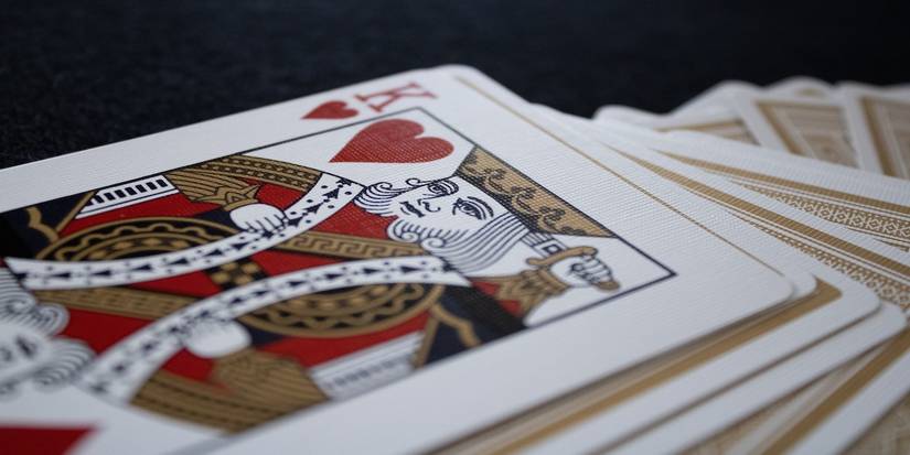 5 Games To Play With A Deck Of Cards