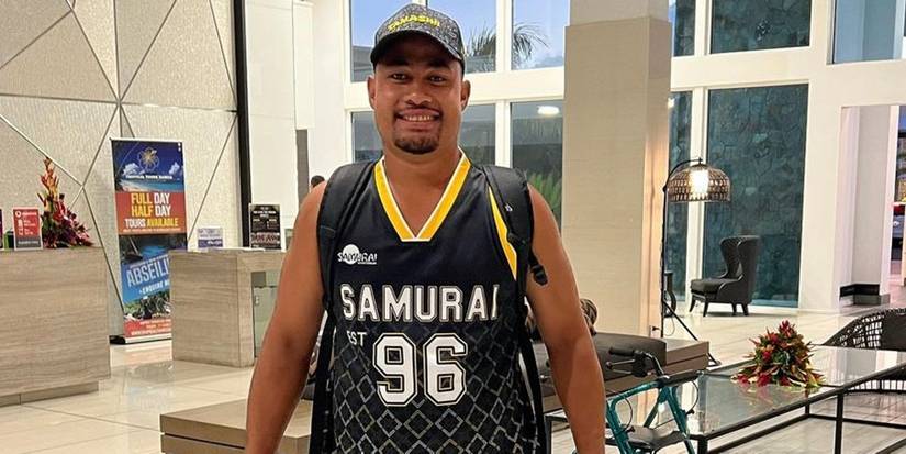 90 Day Fiancé: Asuelu Models Polynesian Fashion After Weight Loss