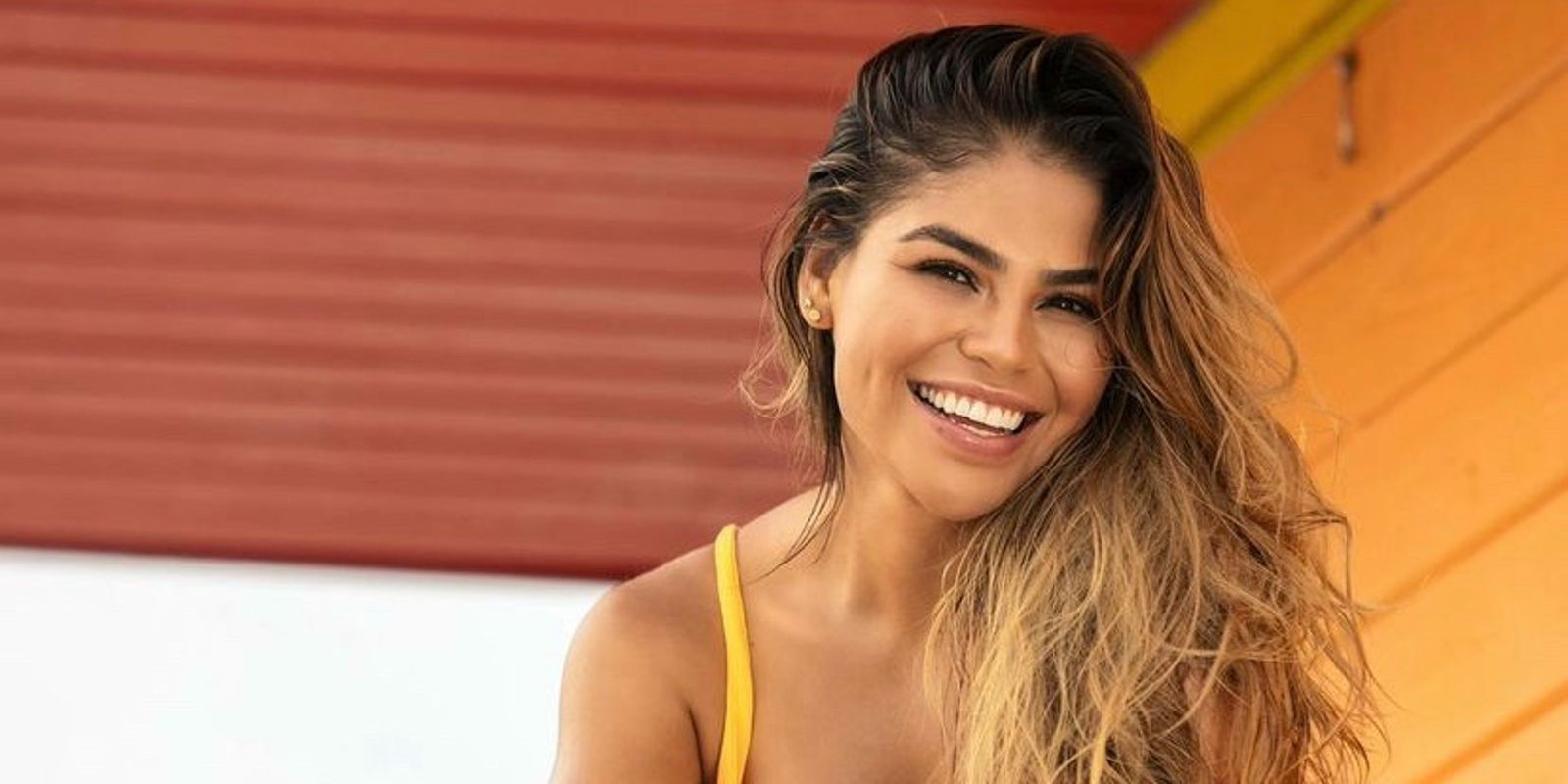 90 Day Fiancé's Fernanda Flores Shows Off Her Car Makeup Skills