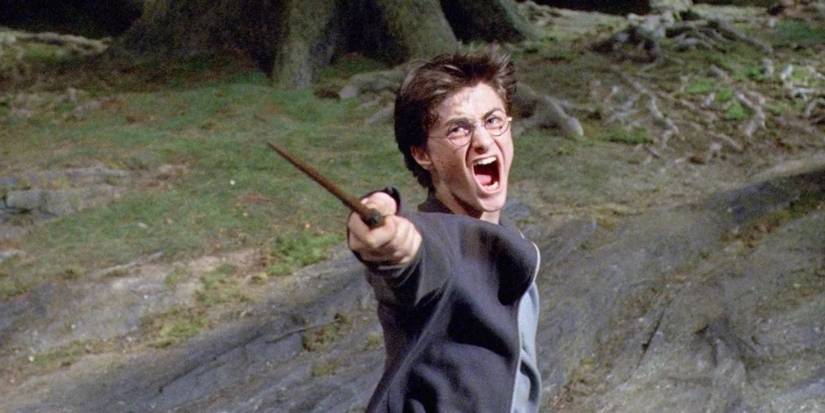 Every Harry Potter Character Who Uses An Unforgivable Curse