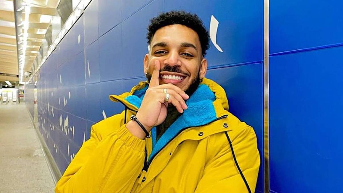 90 Day Fiancé’s Jamal Menzies Shows Off Ripped Body In Gym Selfie