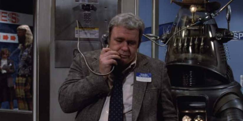 Who Was Robby The Robot? Why He Appeared In 21 Sci Fi Movies & Shows