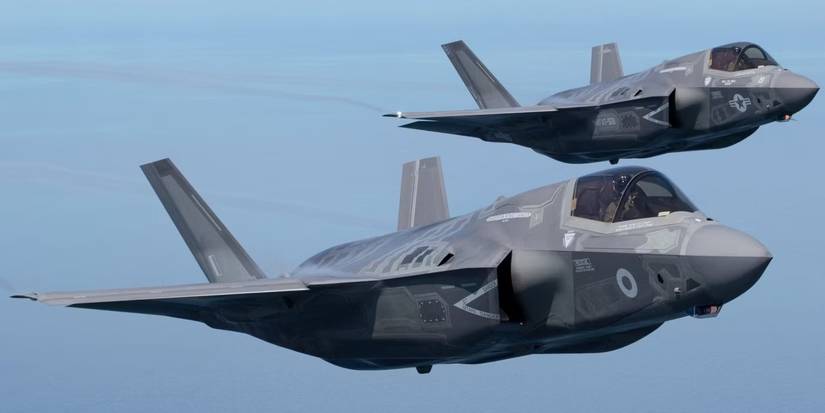 Every Type Of Fighter Jet Used In The Top Gun Movies