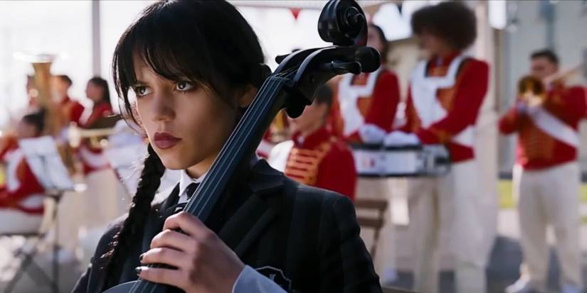 How Old Wednesday Is In The Addams Family Movies (& Netflix Show)