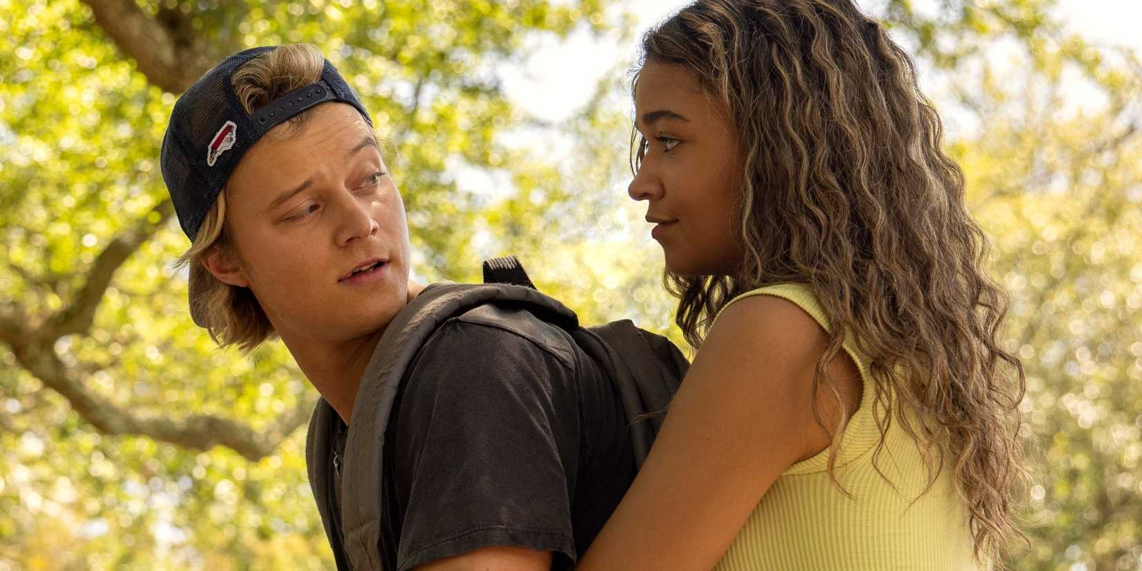 Outer Banks Actor Shares Emotional Message Following Their Character's ...