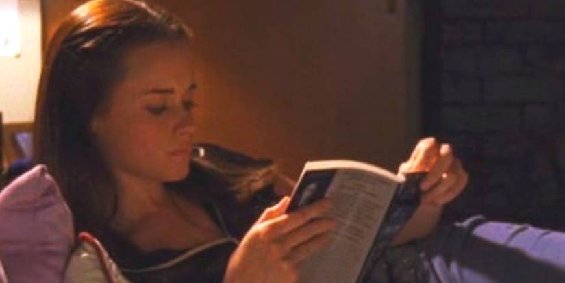 Every Book Rory Reads In Gilmore Girls, By Season