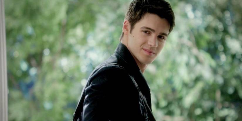 The Vampire Diaries Cast & Character Guide