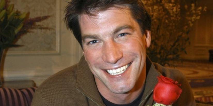 How To Watch The Bachelor & Bachelorette Seasons In Order