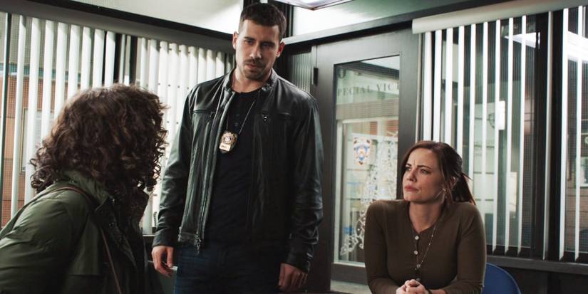 Law & Order: SVU Will Lose 2 Series Regulars After Season 26