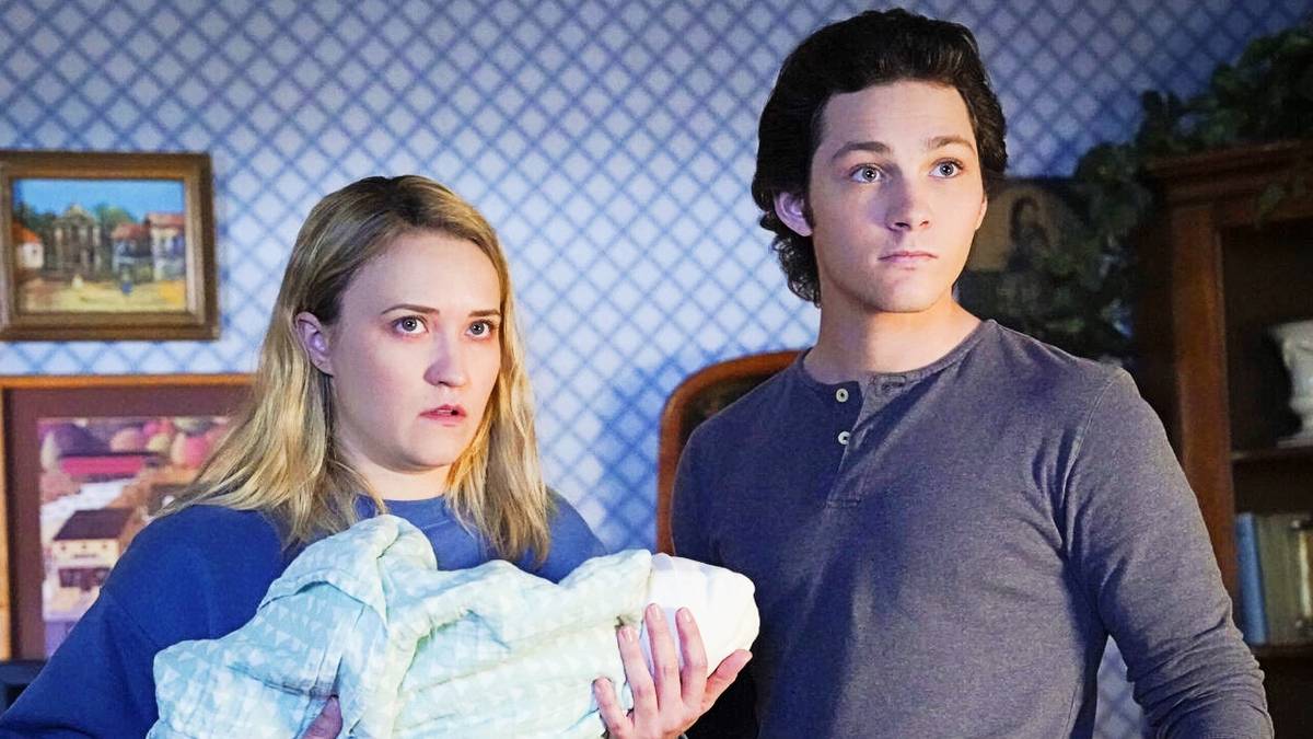 Young Sheldon Season 6 Image Shows First Look At Mandy & Georgie’s Baby