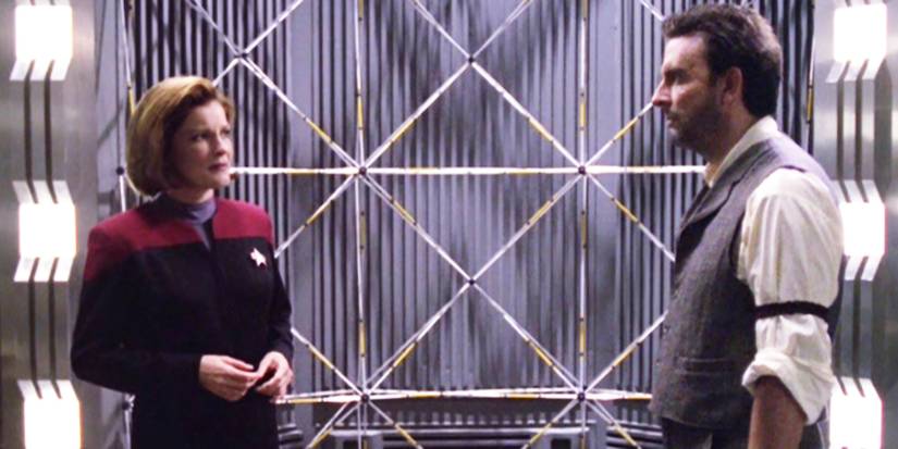 12 Crazy Things That Happened To Star Trek: Voyager