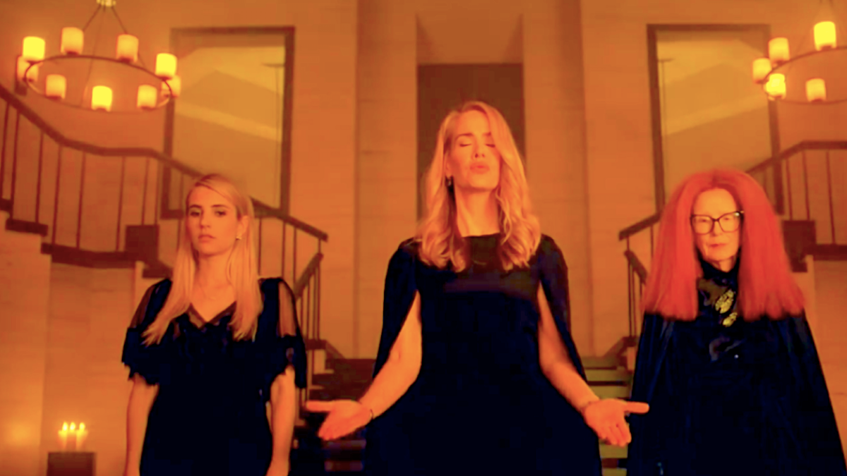 American Horror Story's Long-Awaited Coven Witches Return Poses A Big ...