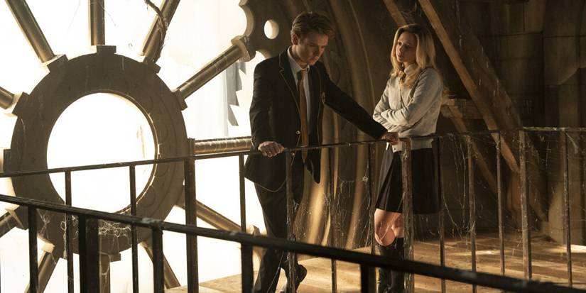 Gotham Knights Costume Designer On Telling DC Stories Through Wardrobe