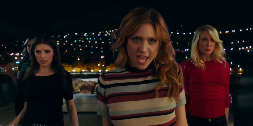 10 Best Pitch Perfect Performances Across All 3 Movies, Ranked